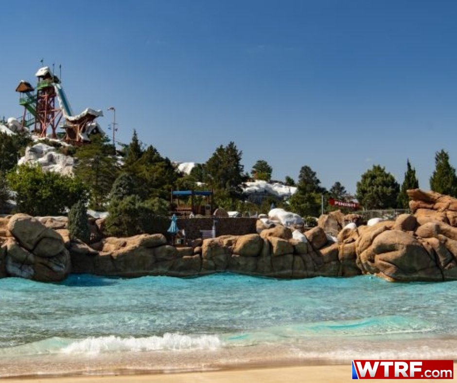 334-Pound Man Sues Disney World for $50,000 Over Downhill Double Dipper ...