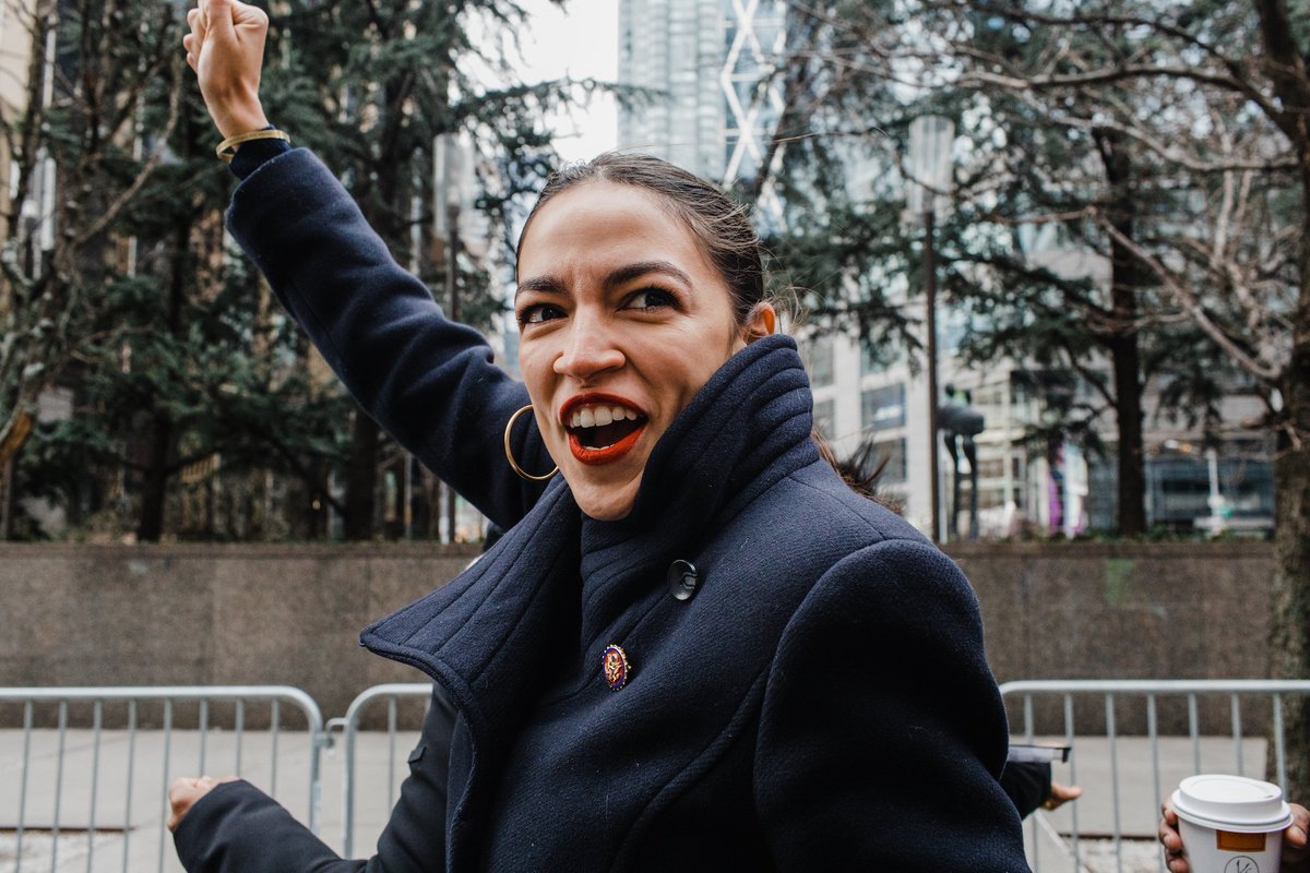 AOC and Bernie Sanders Use $15,000/Hour Private Jet on Earth Day ...