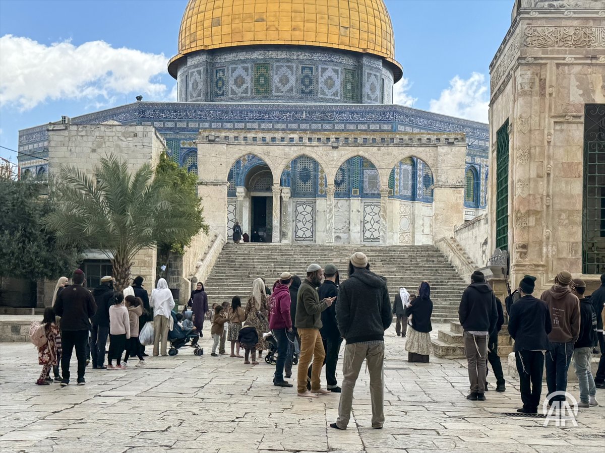 Arab Nations Condemn Viral AI Video by Far-Right Israeli Settlers ...