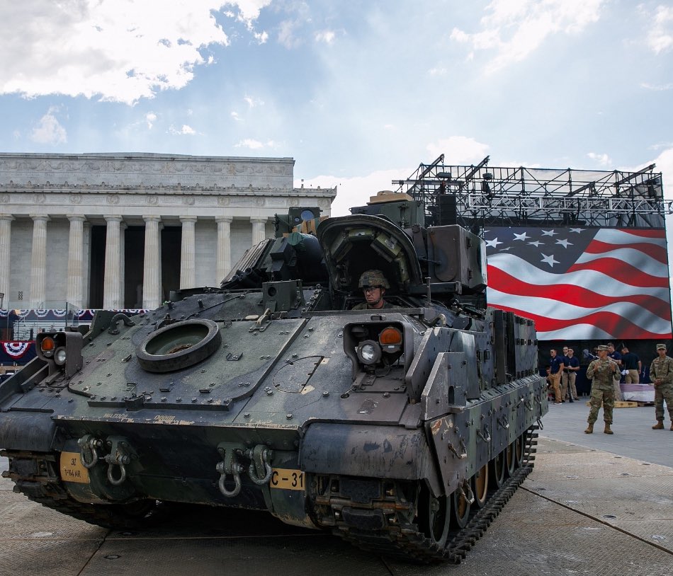 Army Marks 250th Anniversary With Washington Parade of 6,600 Troops, 150 Vehicles on Trump’s ...