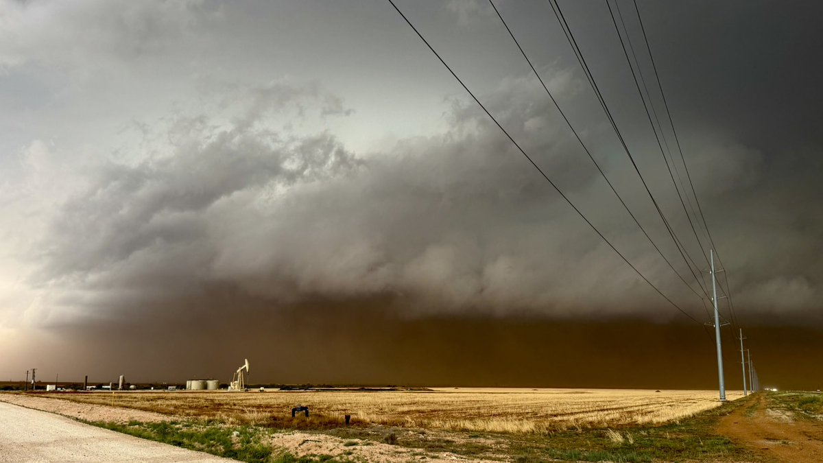 Austin Storm Cuts Power to 72,000, Damages Capitol and Airport, Leaves ...