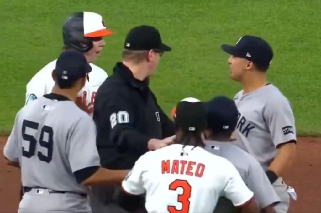 Benches Clear After Pablo Reyes Lands on Heston Kjerstad’s Head in ...
