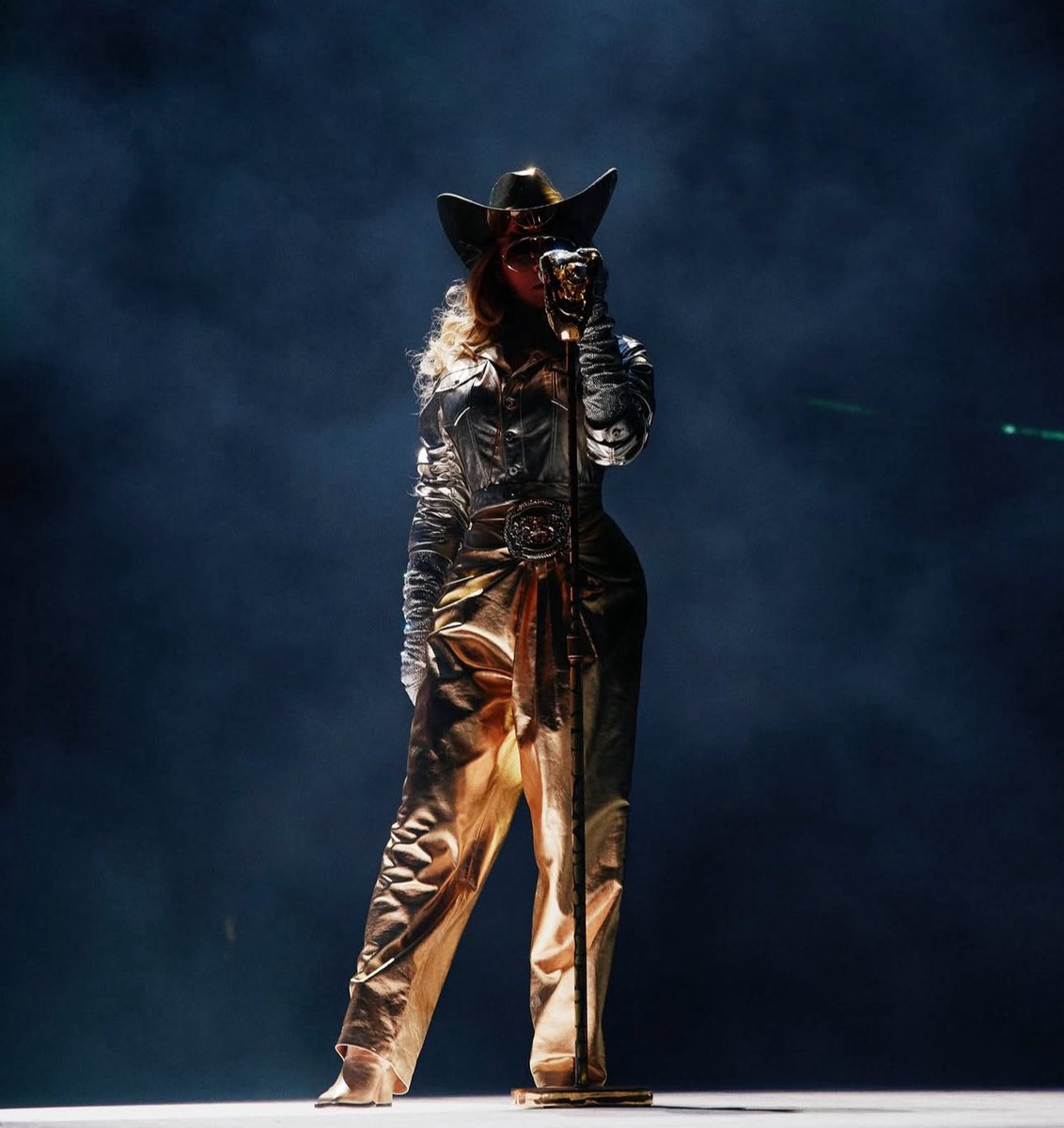Beyoncé Concludes 'COWBOY CARTER' Tour in Chicago with Three Concerts ...
