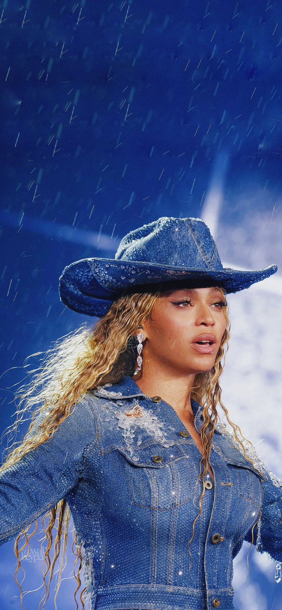 Beyoncé Opens Cowboy Carter Tour at Tottenham Hotspur Stadium With ...