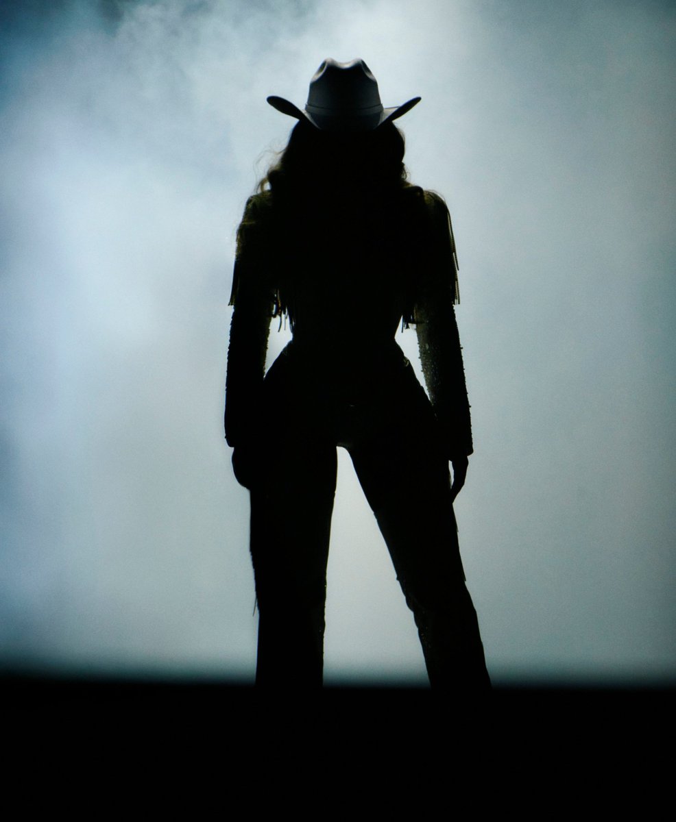 Beyoncé’s Cowboy Carter Tour Sets Chicago Hotel Record, Occupies 46,450 ...