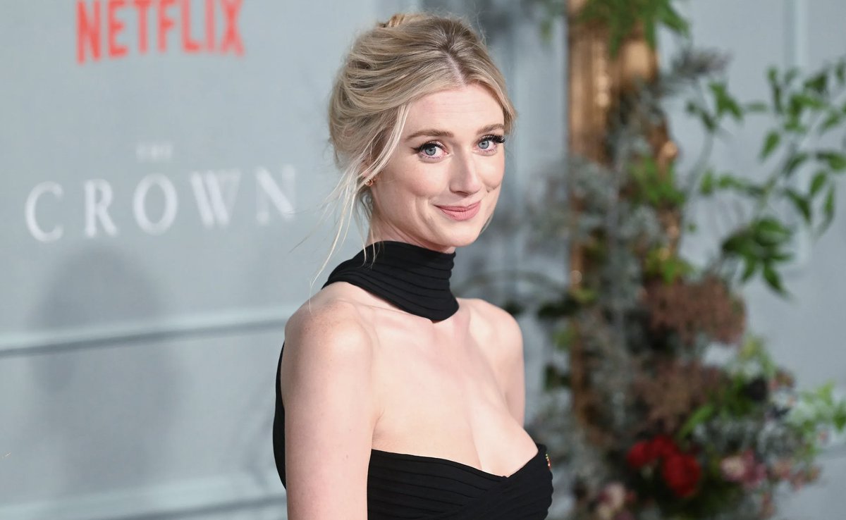 Brad Pitt, Scott Caan, Elizabeth Debicki Join David Fincher’s Netflix ...