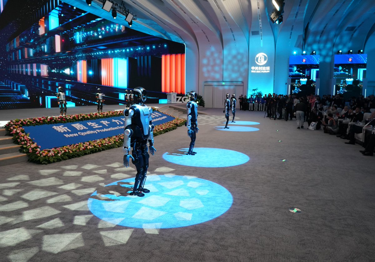 China Advances AI Development and Lithography Technology, Challenging ...