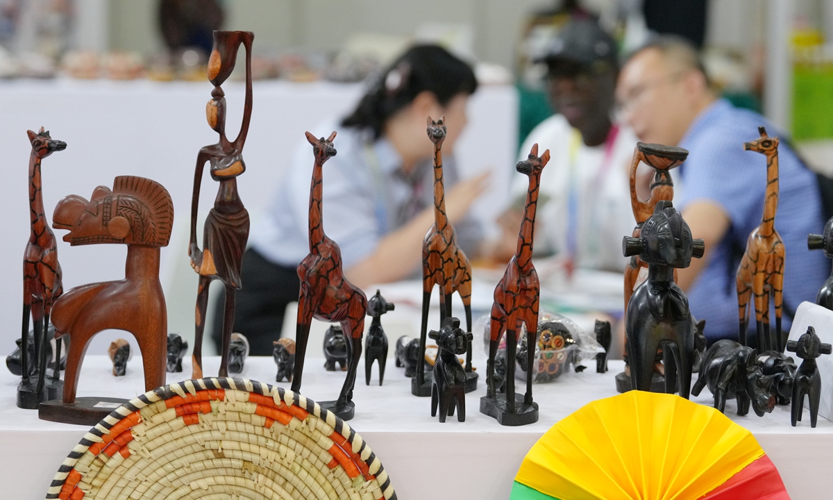 China Removes Tariffs on Imports From 53 African Countries, Signs $11. ...