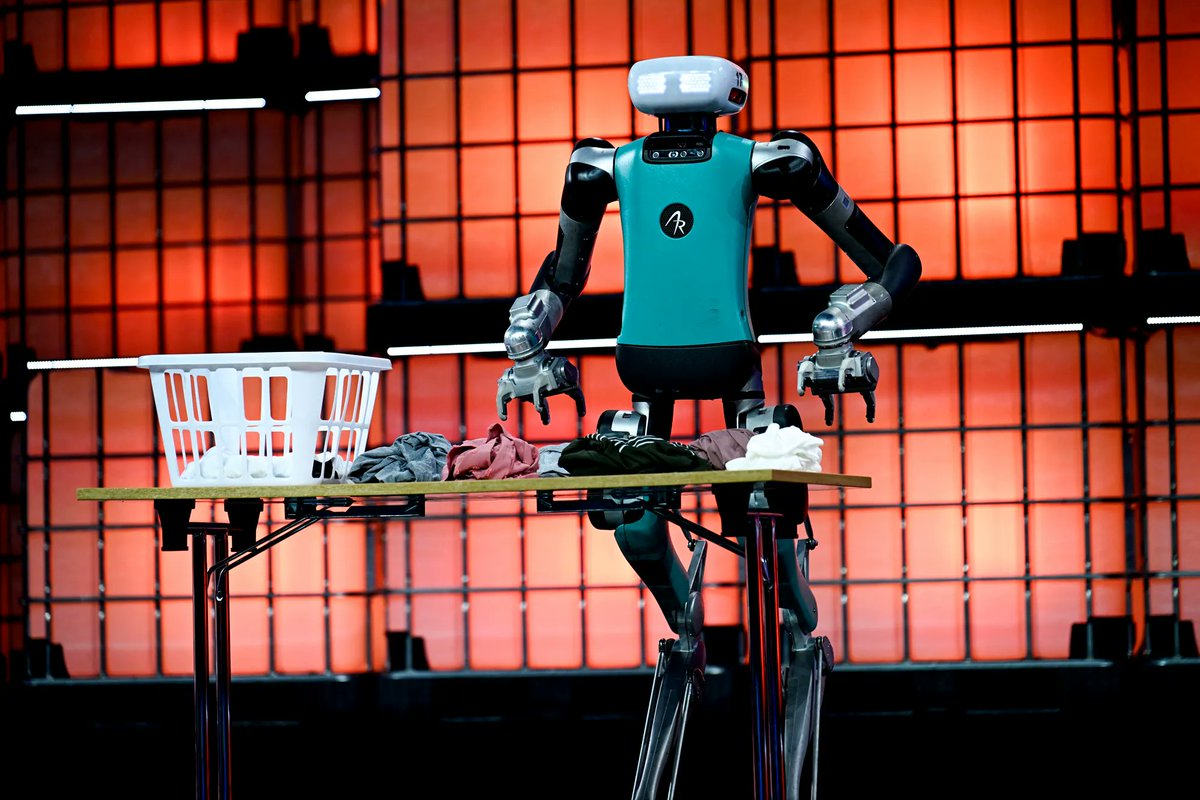 China's DeepSeek, Huawei-UBTech, and AgiBot Propel Humanoid Robot ...