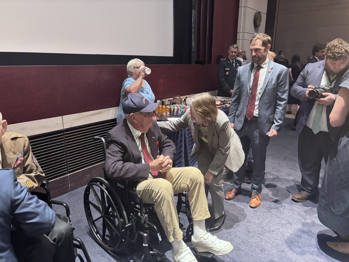 Congress Awards WWII Army Rangers Congressional Gold Medal | DeepNewz ...