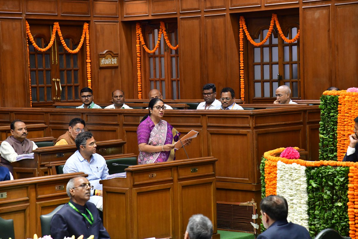 Delhi CM Rekha Gupta Announces White Paper on AAP as CAG Report Reveals DTC's Rs 14,000 Crore ...