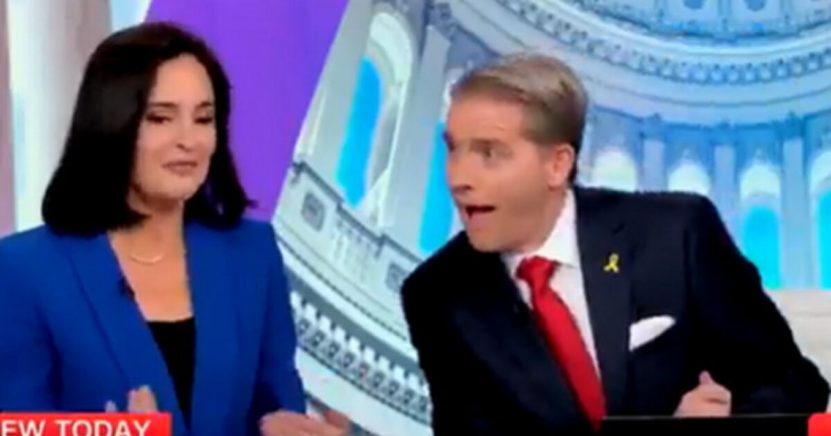 Democrat Strategist Admits on CNN That Trump's New York Prosecution on ...