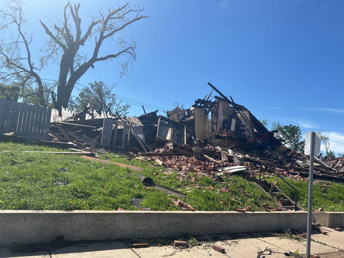 EF-3 Tornado Hits St. Louis, Missouri, with 152 MPH Winds, 8-Mile Path; Strongest Since 2013; EF ...