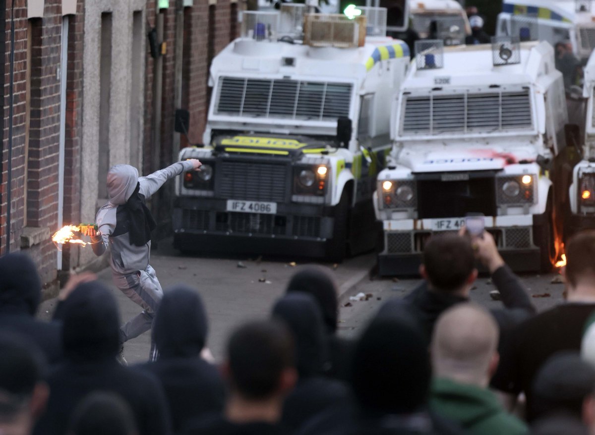 Five Nights of Anti-Immigrant Riots in Northern Ireland Injure 60 ...