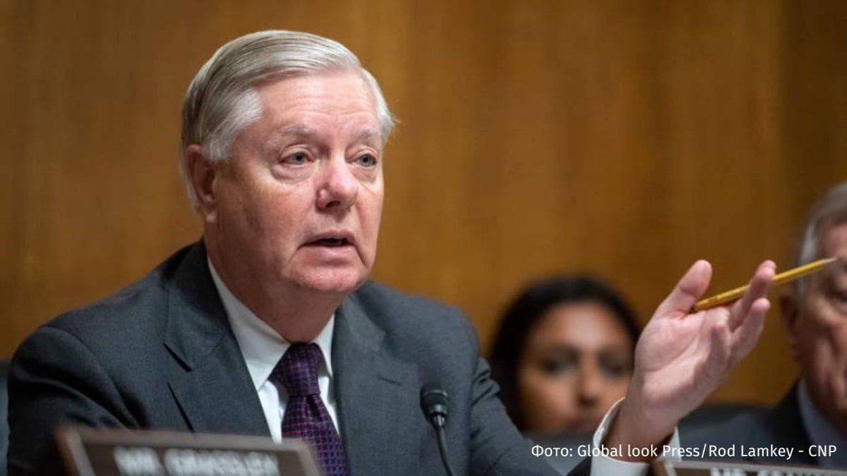 Former CIA Officer Larry Johnson Alleges Senator Lindsey Graham ...
