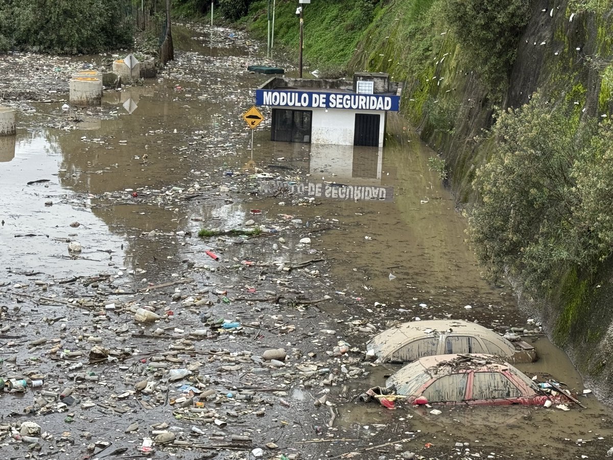 Heavy Rains Trigger Purple Alert, Overflow of Río Becerra and Mixcoac ...