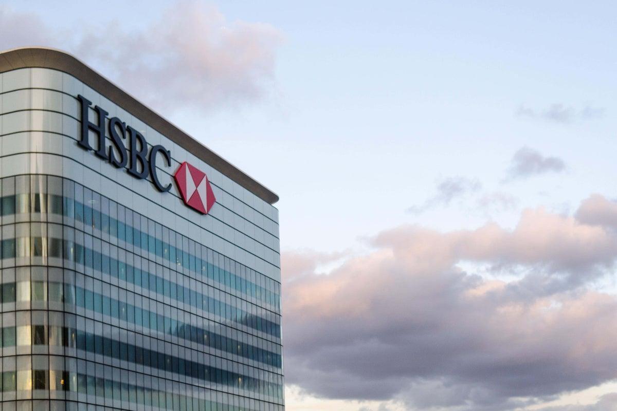 HSBC Chairman Mark Tucker to Retire Amid Asia Focus, Climate Pressure ...