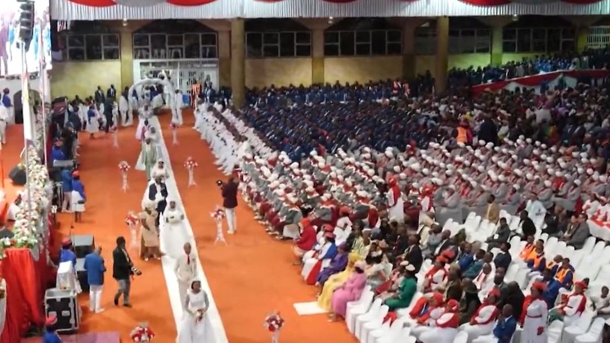 International Pentecostal Holiness Church Hosts Mass Wedding Ceremony ...