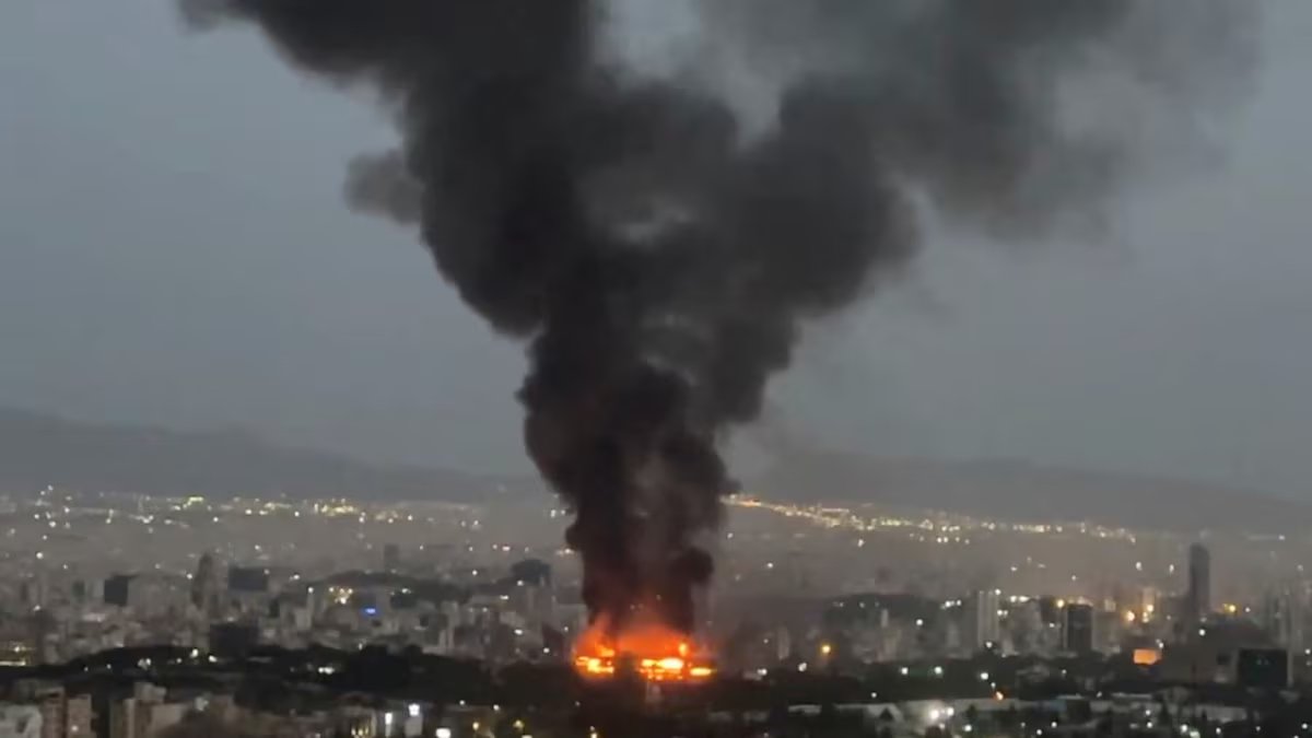 Israel–Iran Air War Enters Sixth Day as Trump Urges Tehran Evacuation ...