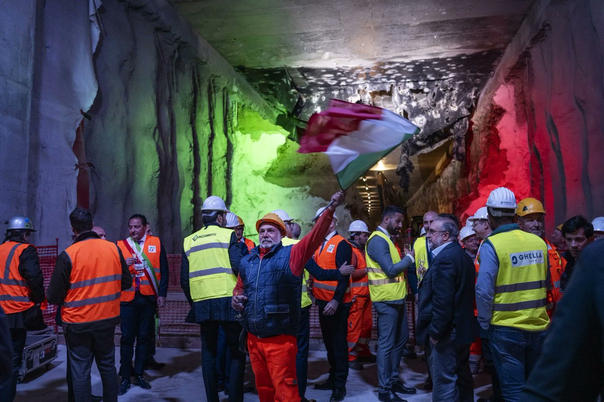 Italy Revises 2025 GDP Growth to 0.6%, Plans €25 Billion Rail Link from ...