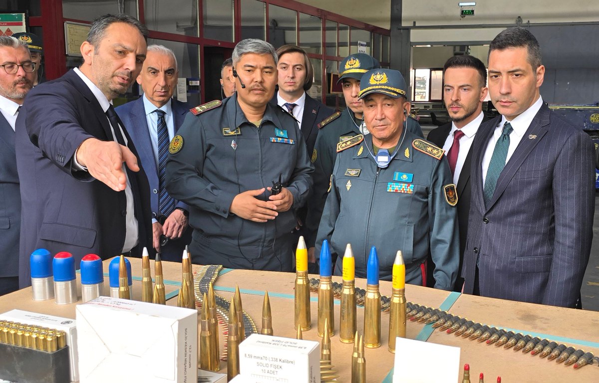 Kazakhstan’s Lt. Gen. Sultan Kamaletdinov Leads Military Delegation ...
