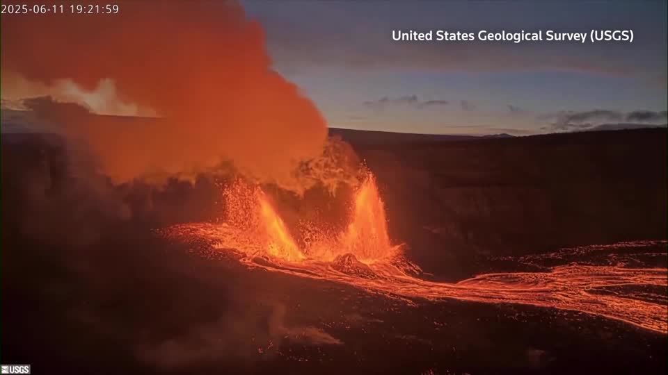 Kīlauea Volcano Erupts June 11 for 25th Time Since December; Lava ...
