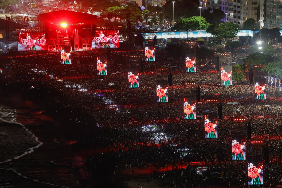 Lady Gaga's Copacabana Concert Draws 2.5 Million, Surpasses Madonna for ...