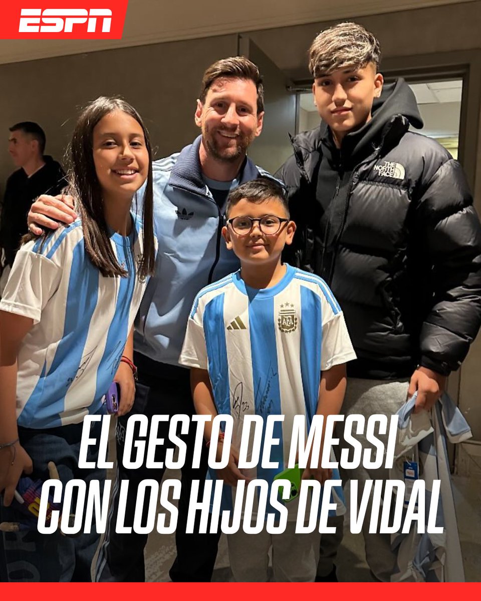 Lionel Messi Meets Arturo Vidal’s Children Alonso, Elizabetta, Emiliano ...