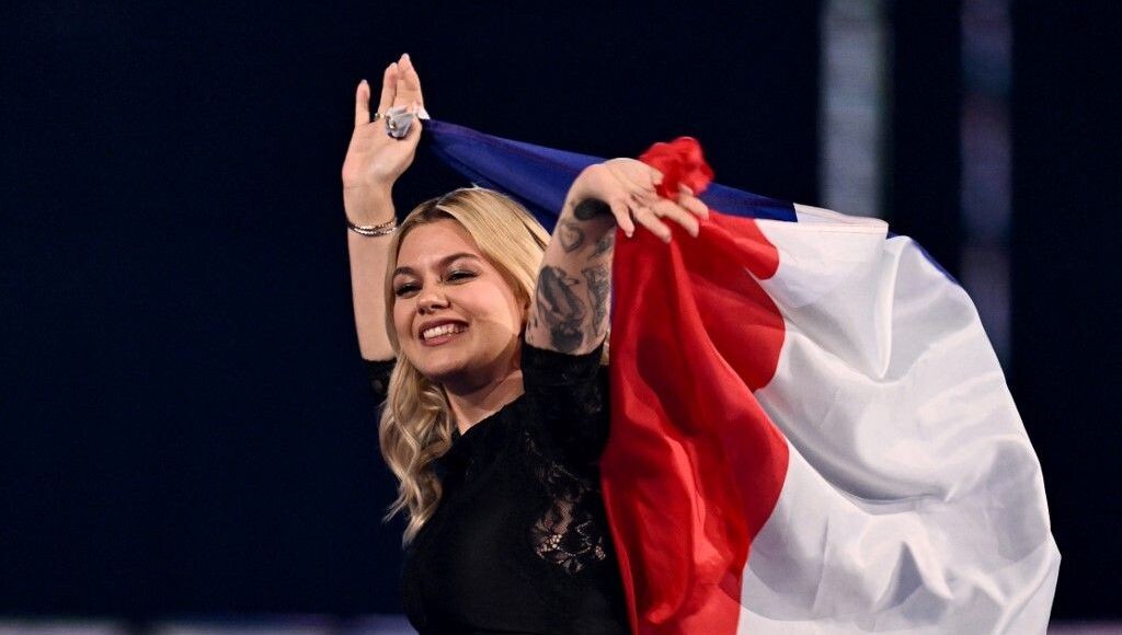 Louane Places Seventh for France at Eurovision 2025 With 230 Points ...