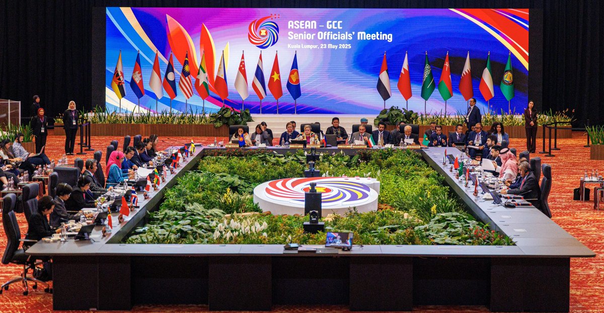 Malaysia Leads ASEAN Power Grid Integration, Vietnam's Role Highlighted ...