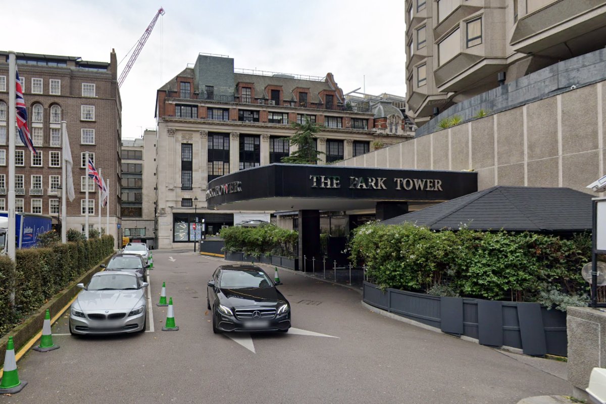 Man in His 30s Stabbed to Death in Knightsbridge During Rolex Robbery ...