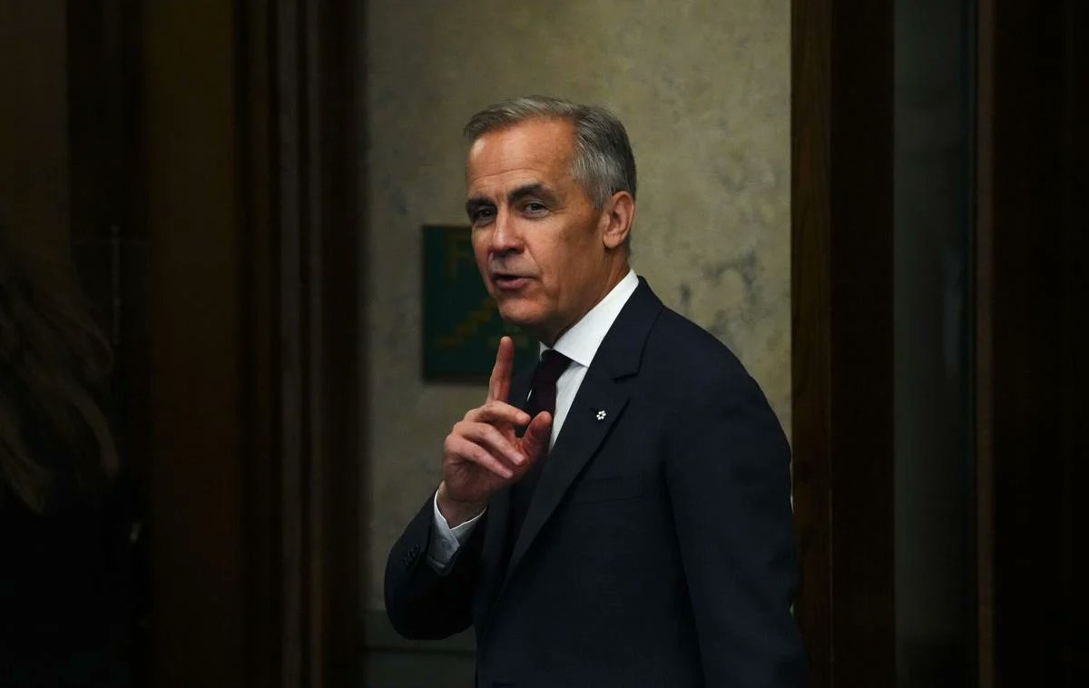 Mark Carney Backs 'Decarbonized' Oil Shipping Amid $16.5B Carbon ...