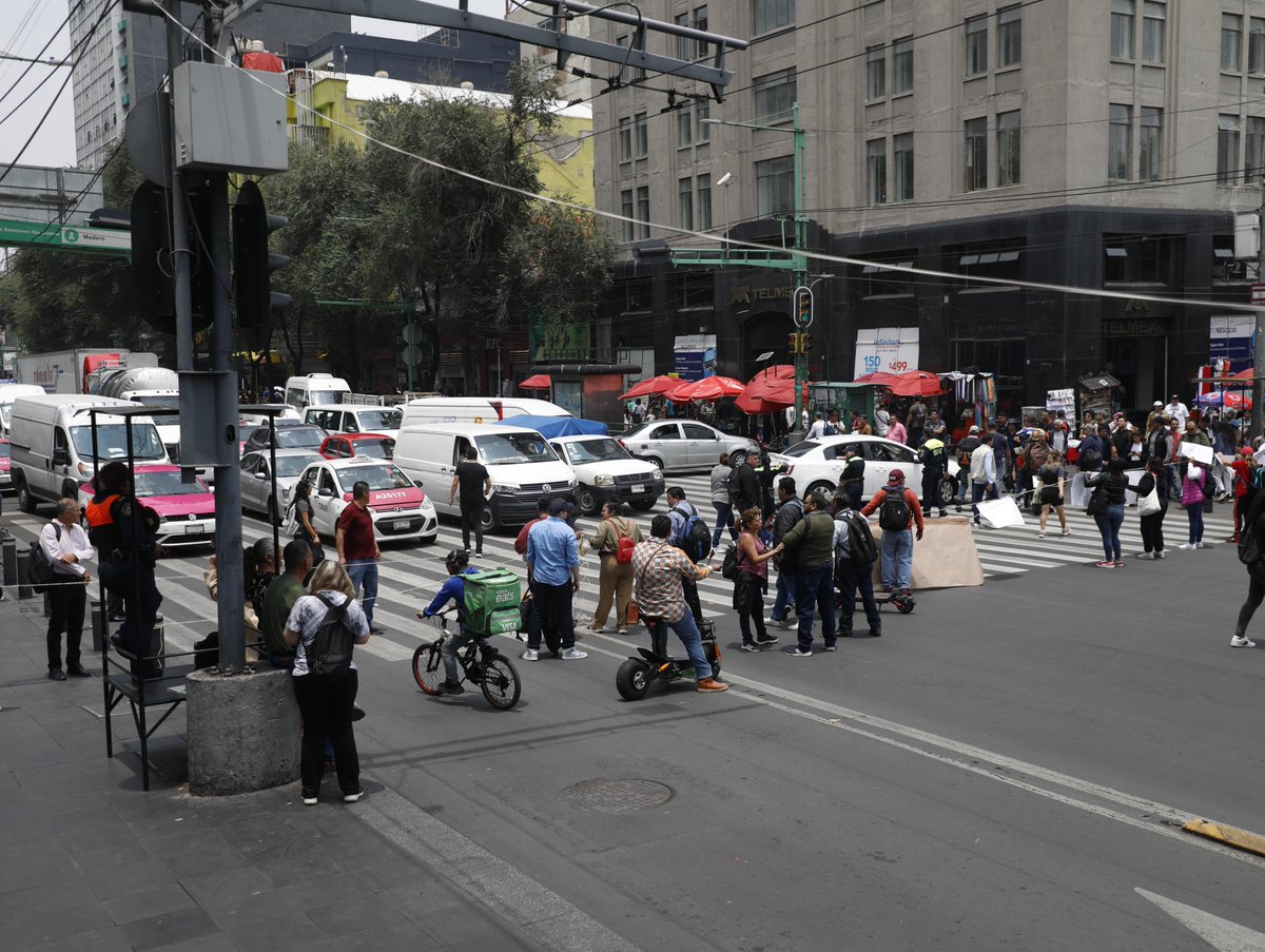 Mexico City Judicial Workers Attacked by Shock Troops Amid Strike ...