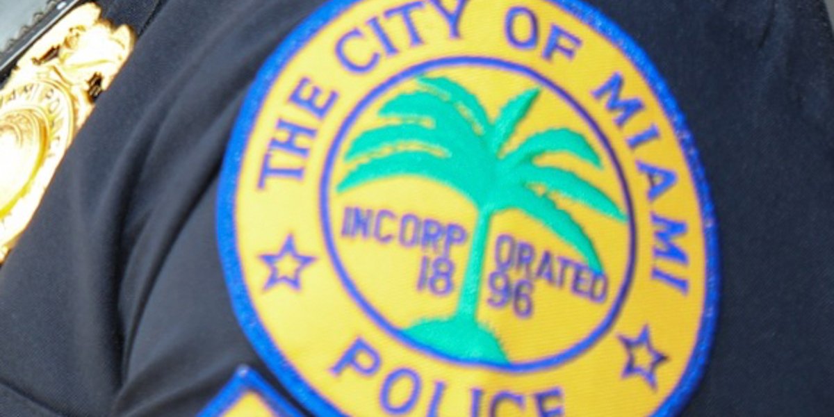 Miami Police Officer Shoots 21-Year-Old Menelek Clarke After Clinging ...