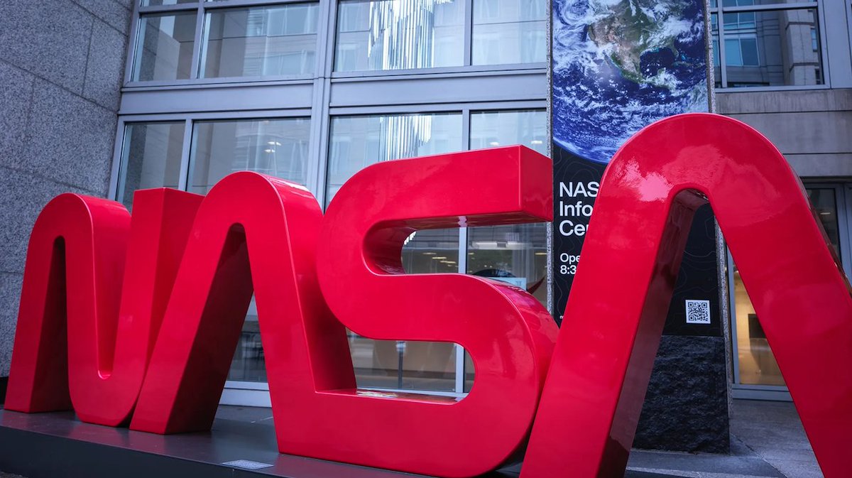 NASA Launches Deferred Resignation Program and Social Media ...