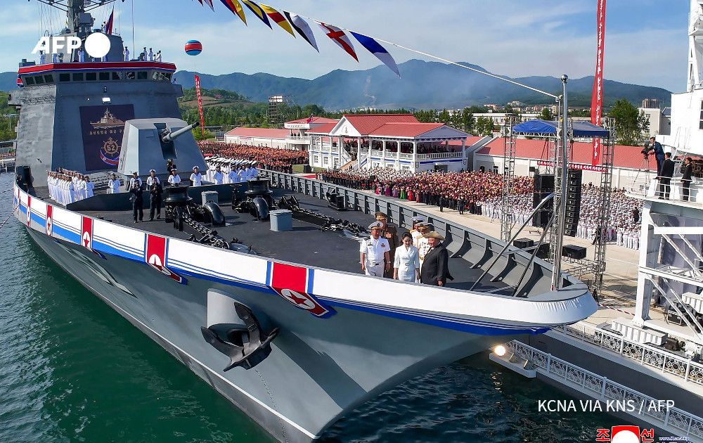 North Korea Relaunches 5,000-Ton Destroyer After May Capsize, Kim ...
