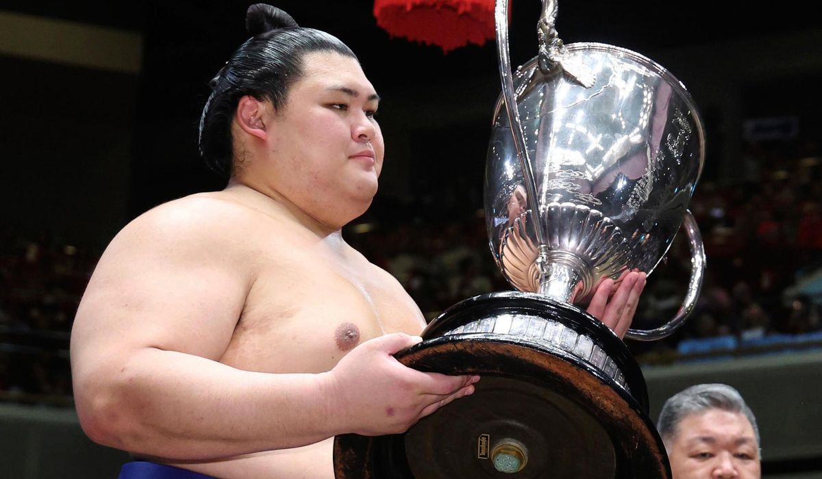 Onosato (Daiki Nakamura) Named 75th Yokozuna After Record 13 ...