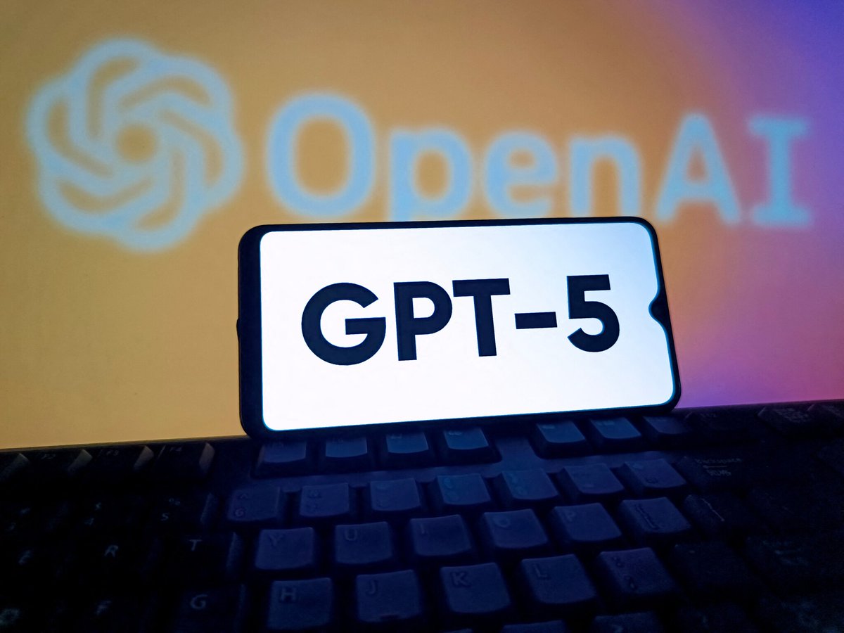 OpenAI Launches GPT-5, Gives Free Users Access to Flagship Model | DeepNewz AI Modeling