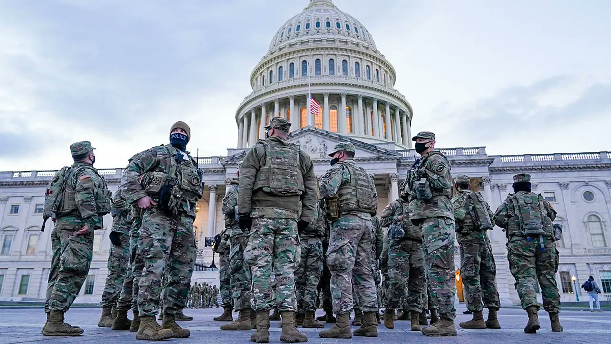 Pentagon Clears 2,000 National Guard Troops to Carry Weapons in ...