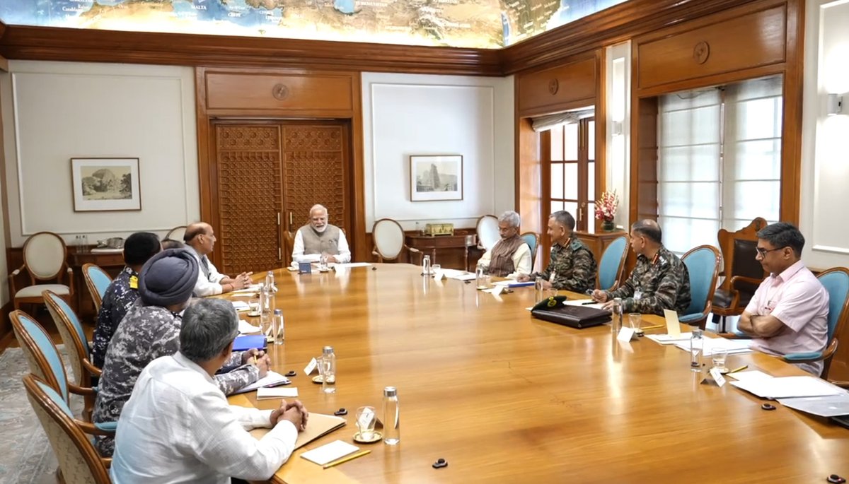 PM Modi Chairs High-Level Meeting Amid India-Pakistan Tensions ...