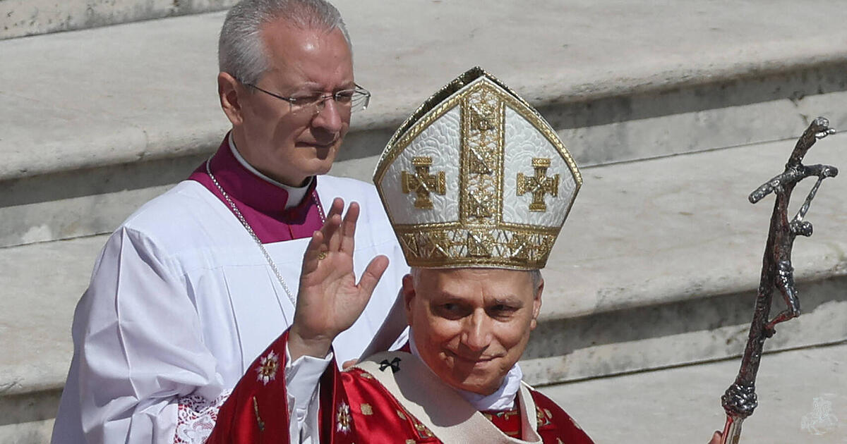 Pope Leo XIV, First American Pontiff, Leads 80,000 at Pentecost Mass ...