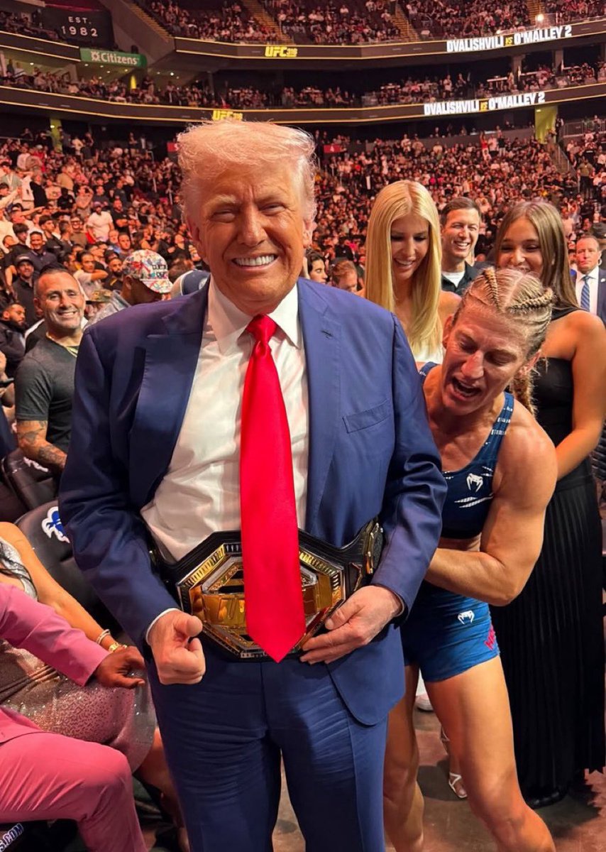 President Trump Celebrates with UFC Champion Kayla Harrison, Wears UFC ...