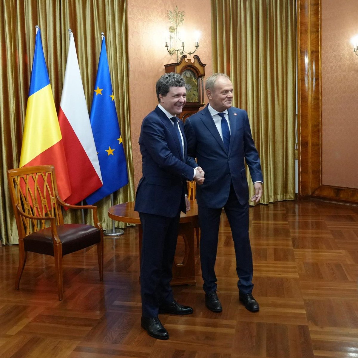 Romanian President-Elect Nicușor Dan Backs Rafał Trzaskowski in Polish ...