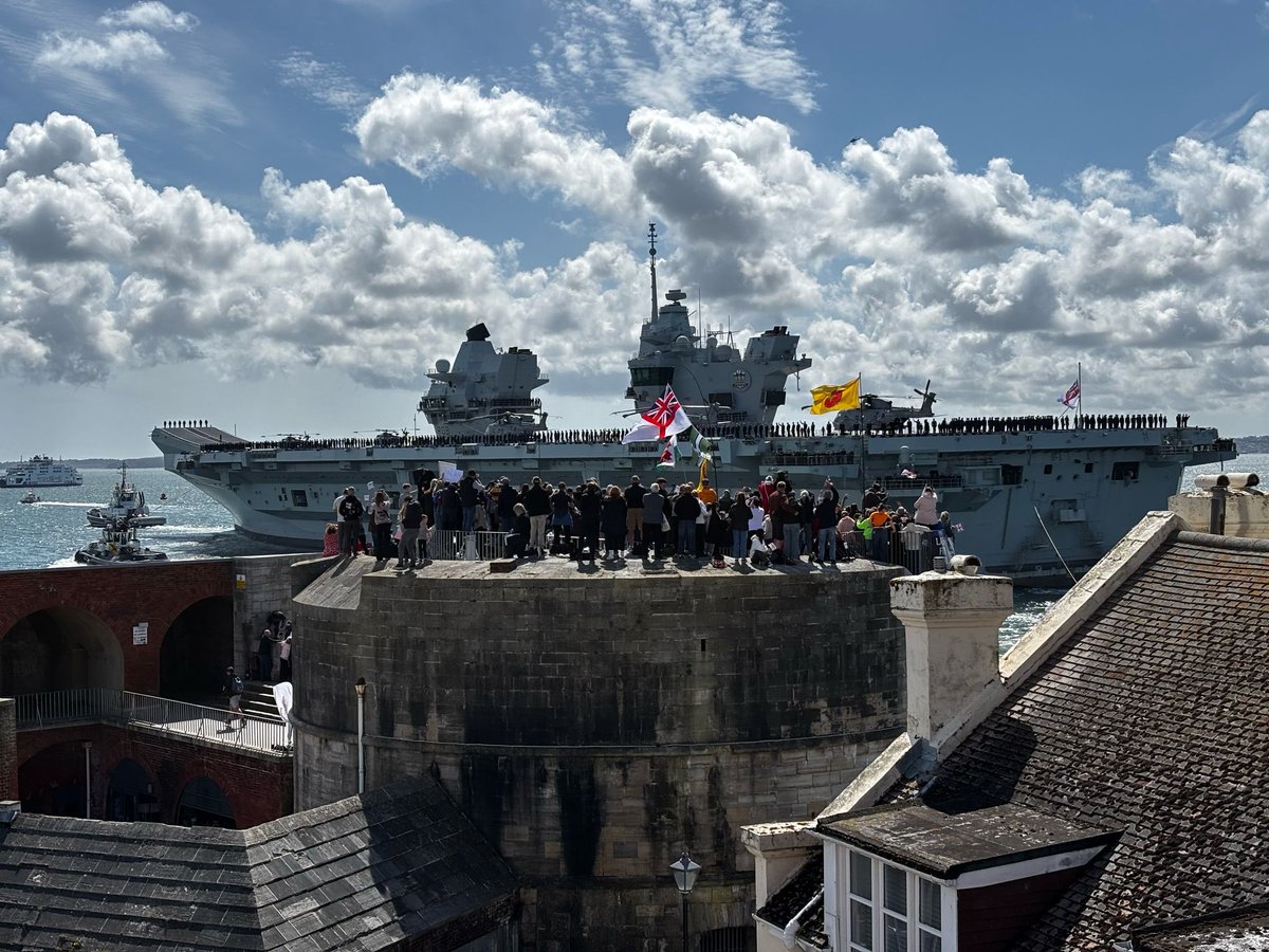 Royal Navy’s HMS Prince of Wales Departs on Eight-Month Carrier Strike ...