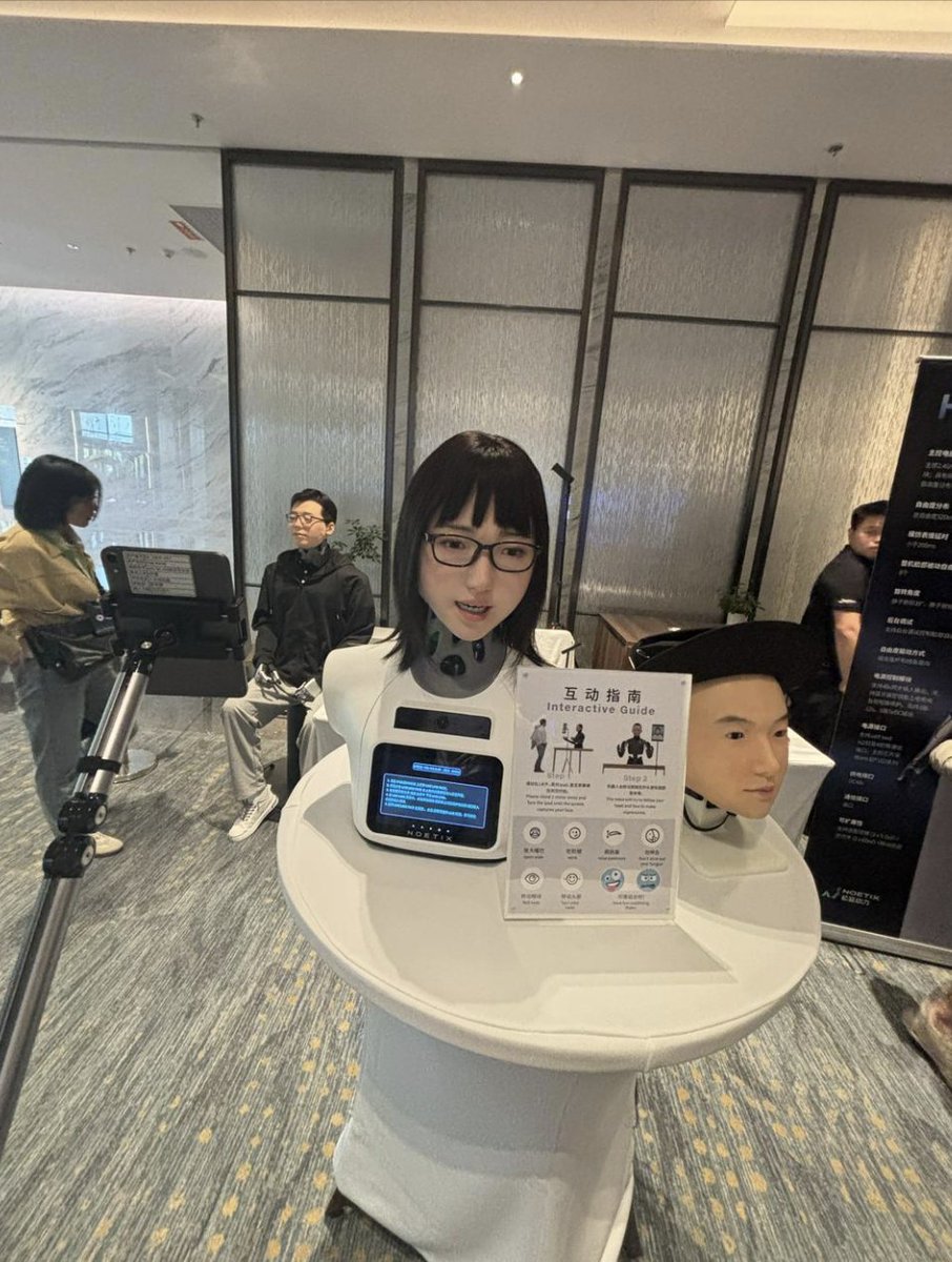 Shenzhen Tech Firms Unveil Advanced Humanoid Robots Including Unitree ...