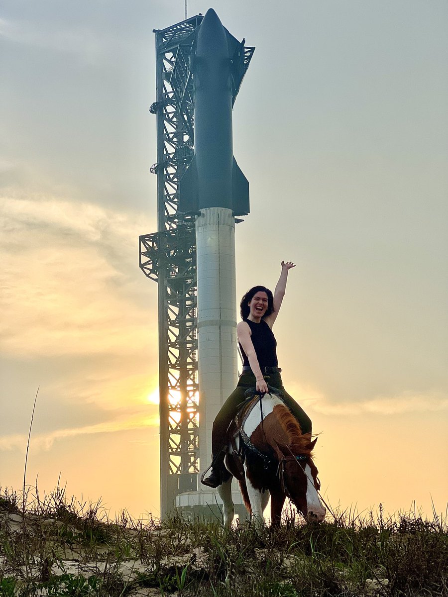 SpaceX Advances Starship Orbital Pad B Tower 2 with New Support Legs ...