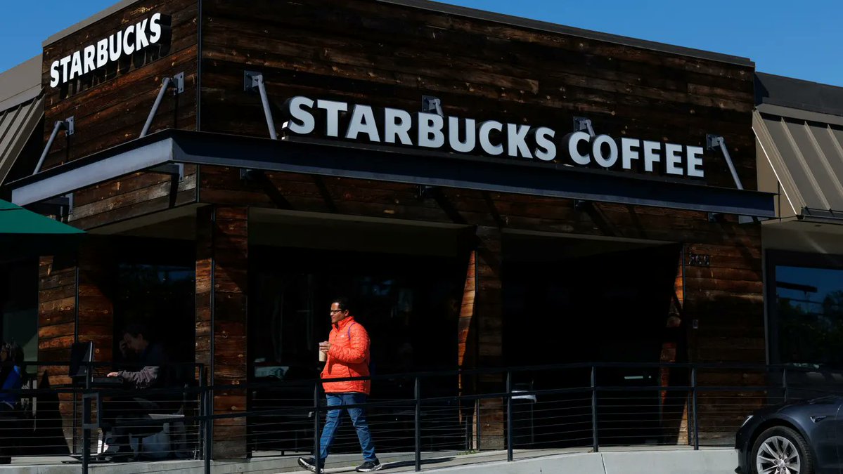Starbucks CEO Brian Niccol to Deploy Microsoft AI Assistant, Hire ...
