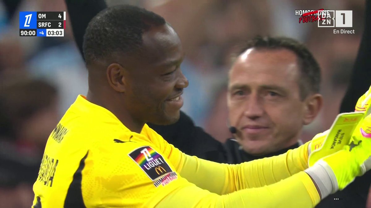 Steve Mandanda Honored at Stade Vélodrome in Likely Final Ligue 1 ...