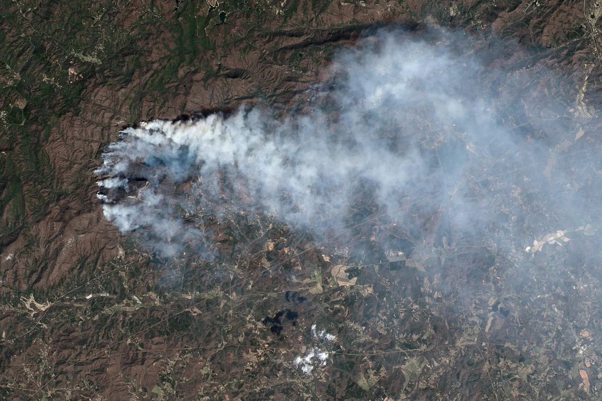 Table Rock Fire Becomes Largest Mountain Fire in South Carolina History ...