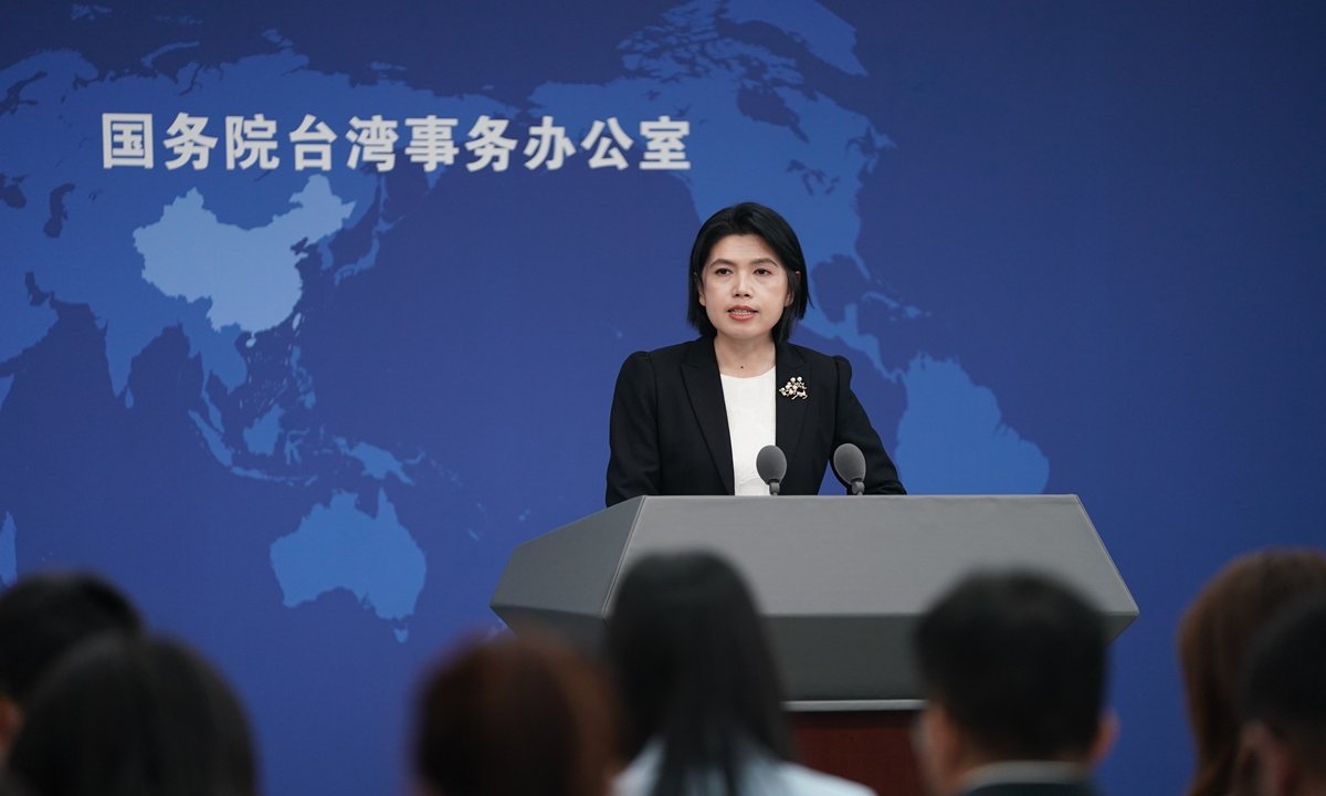 Taiwanese Influencer Chen Chih-han Livestreams Six-Day Mainland Visit in Shanghai, Hangzhou with ...